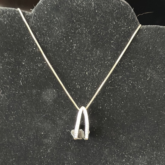 Jewelry | Box Chain Delicate 34 Inch With Lovely Crystal Black Crystal ...